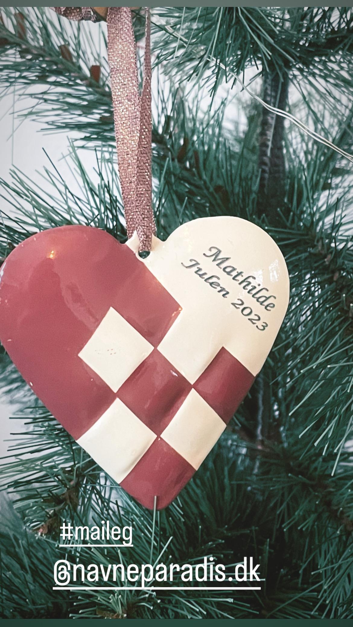 Julehjerte med navn og dato